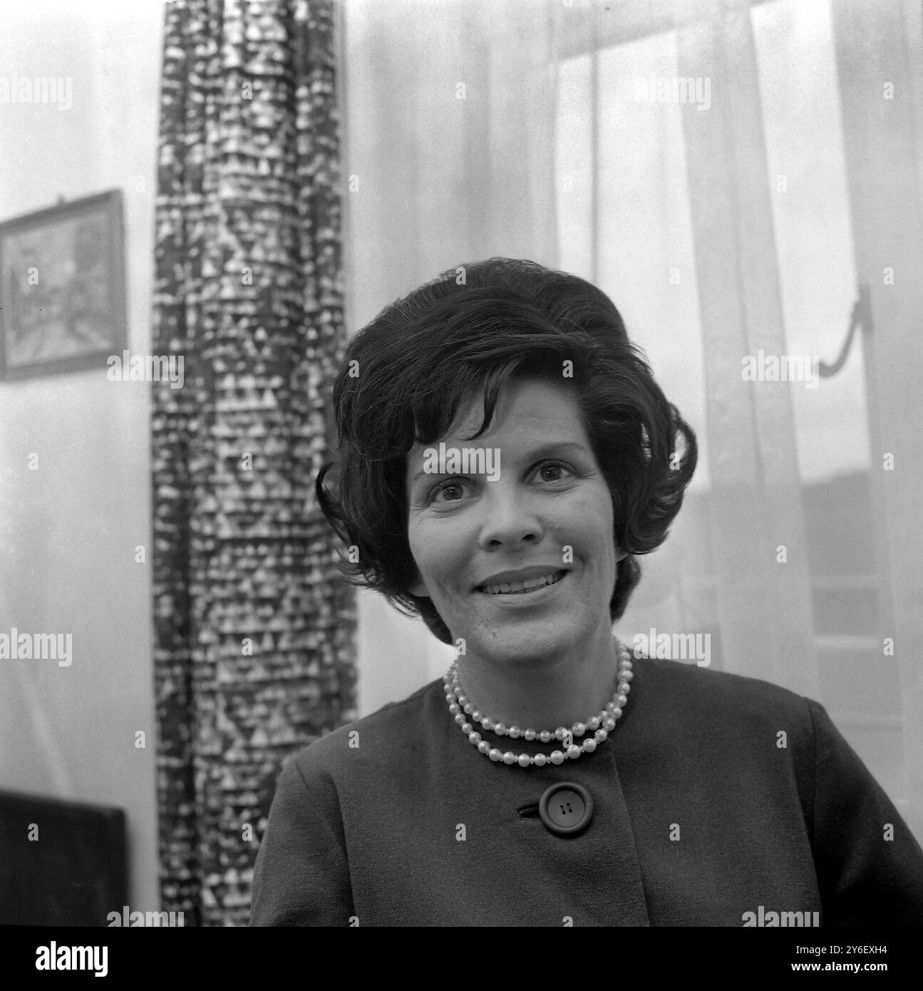 6 SEPTEMBER 1962 SENORA MIMI CHITTENDEN, THE NEW AMBASSADOR OF COSTA ...
