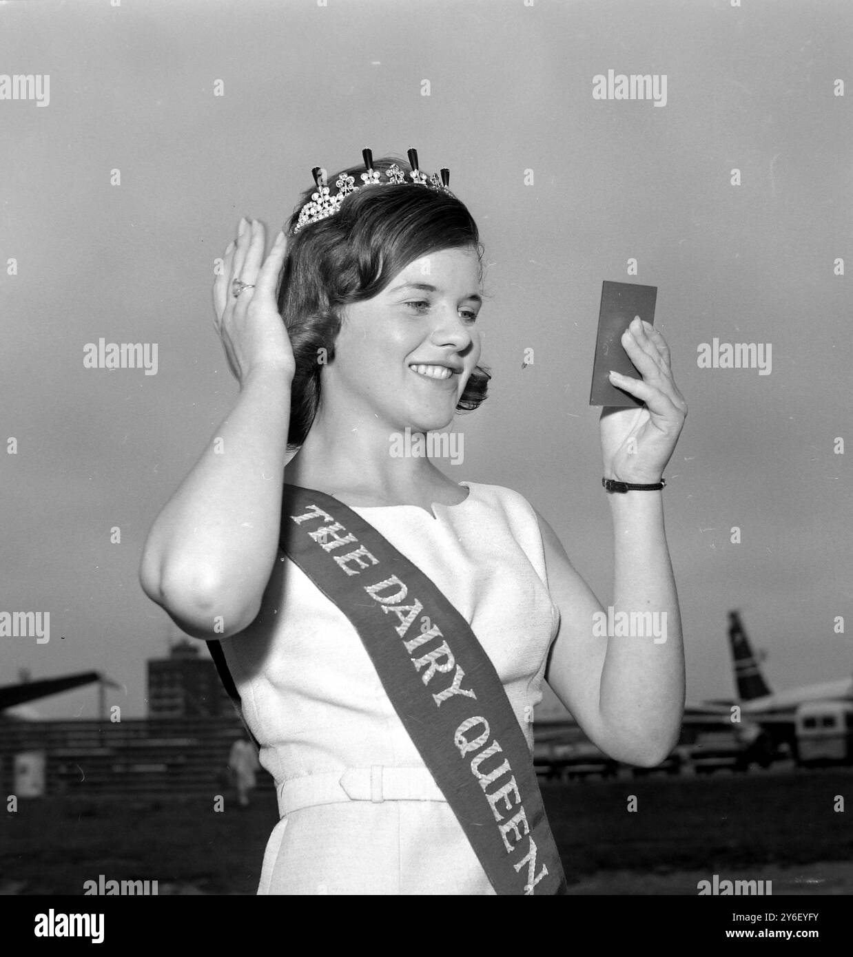 Dairy queen history hi-res stock photography and images - Alamy