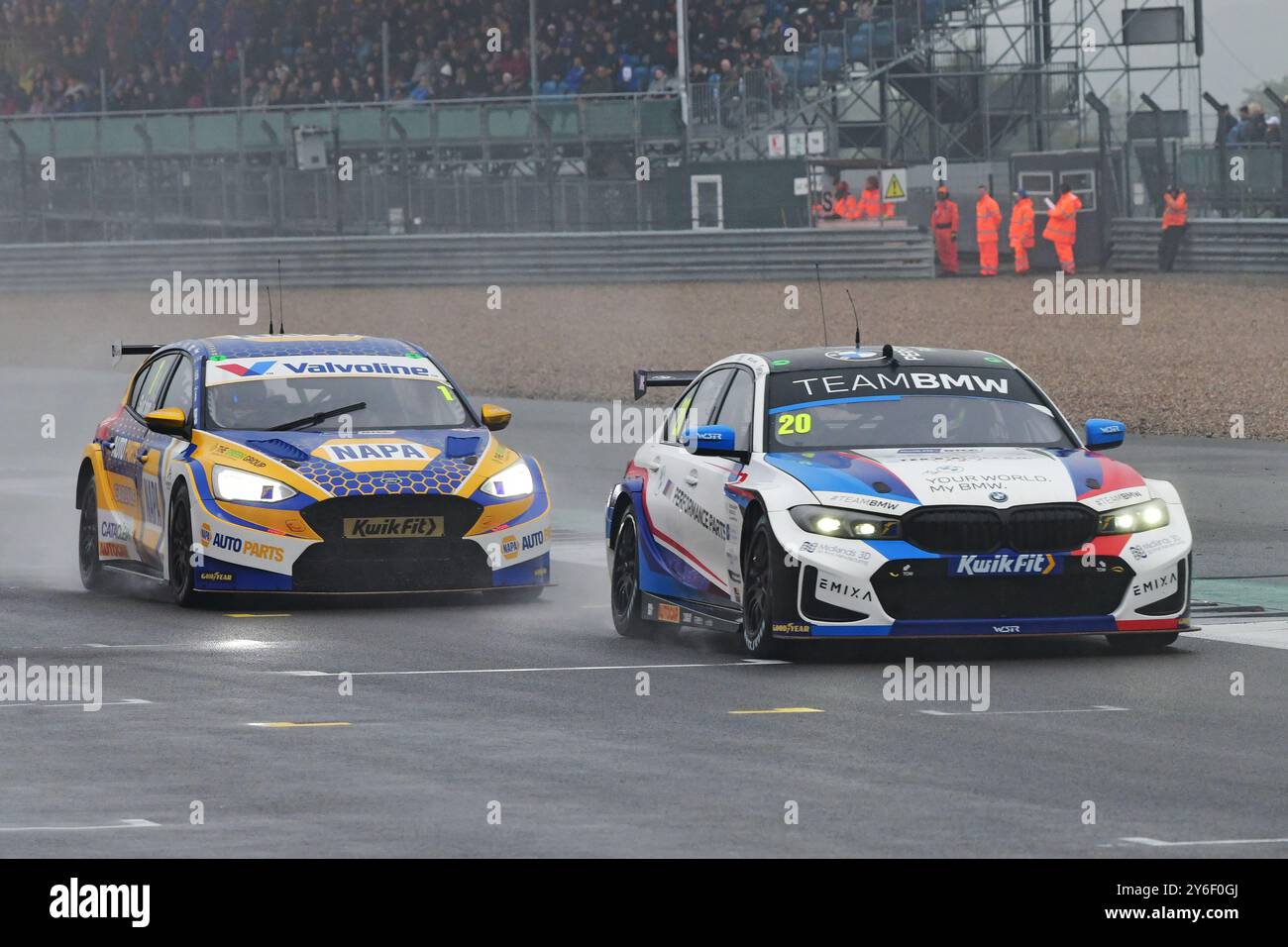 Colin Turkington, BMW 330e M Sport, Team BMW, Ashley Sutton, Ford Focus ...