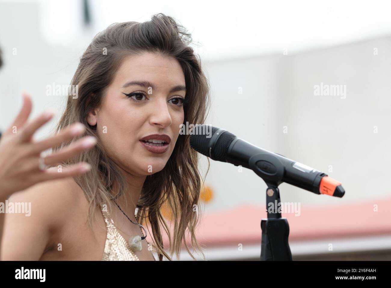 Singer Ana Guerra presents her latest album 'Sin Limites' at UMusic ...