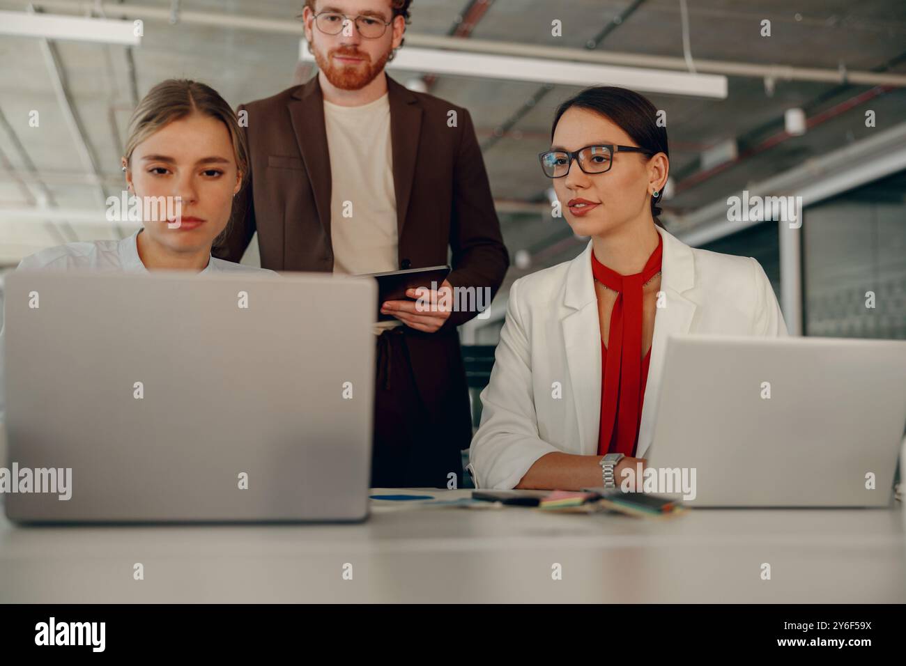 Effective Team Collaboration in the Modern Office Setting for Enhanced ...