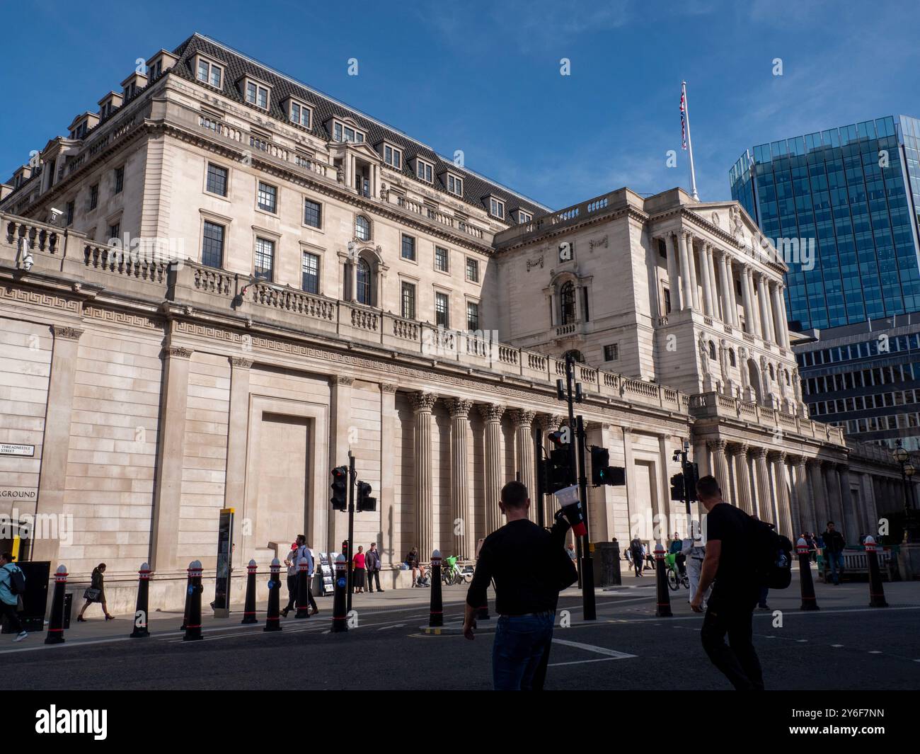 Bank of England, Threadneedle Street with traffic calming measures with ...