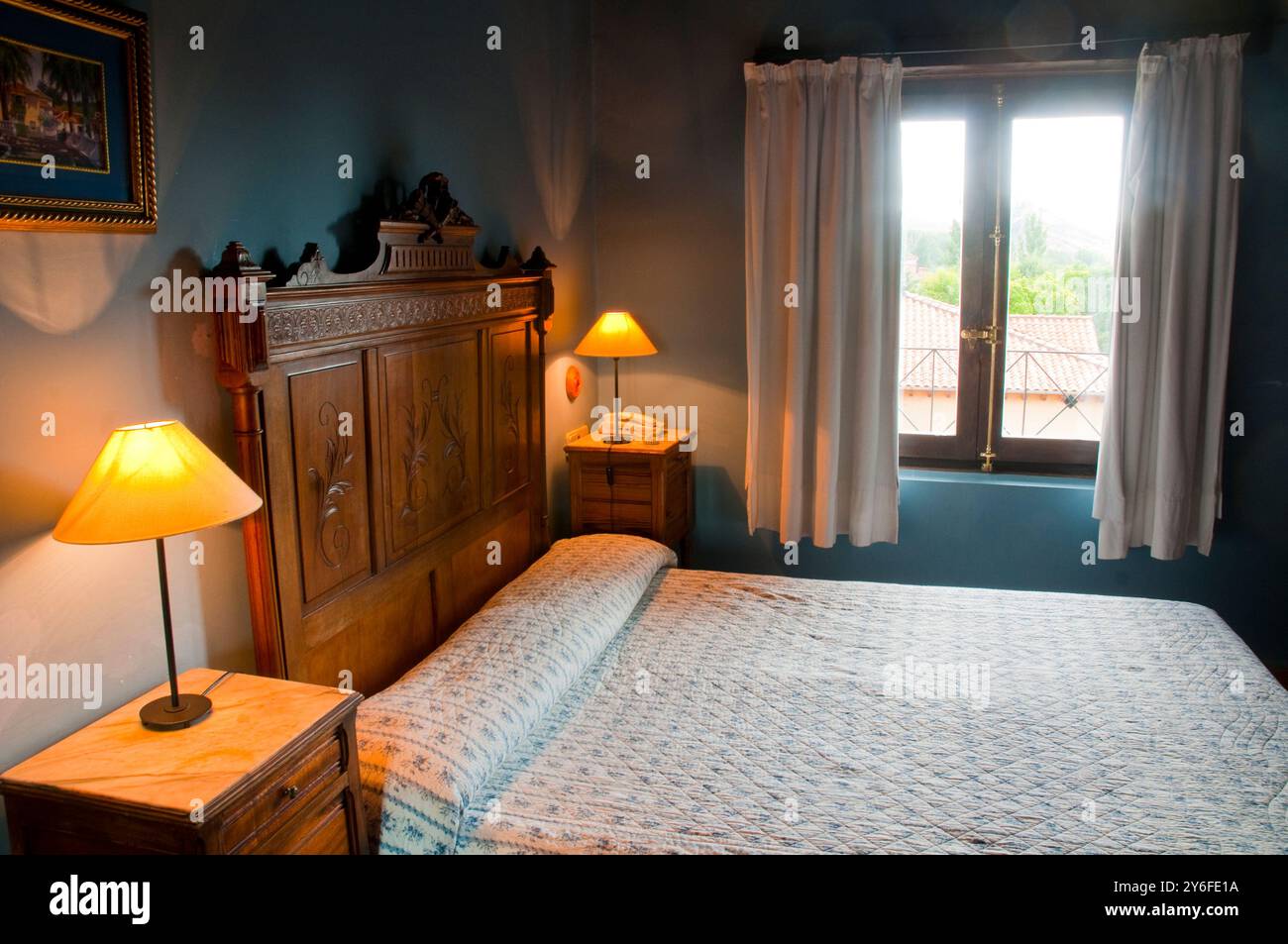 Cama de hotel hi-res stock photography and images - Alamy