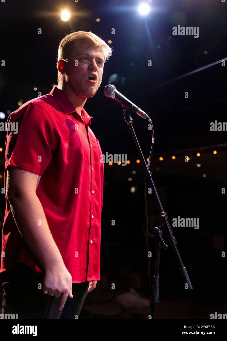 Mobile stage van hi-res stock photography and images - Alamy