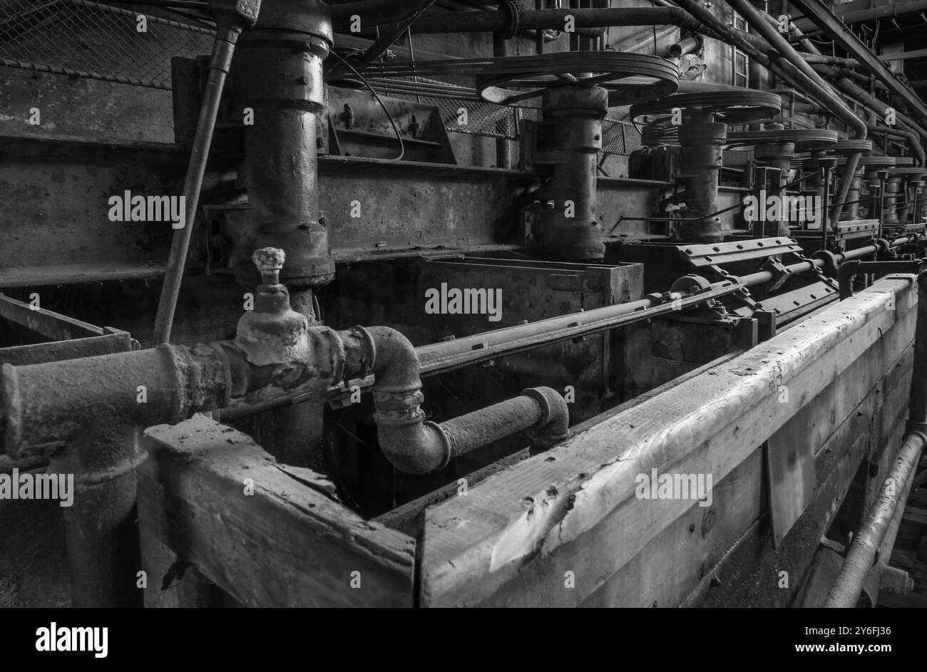historic machinery of a abandoned mining site Stock Photo - Alamy