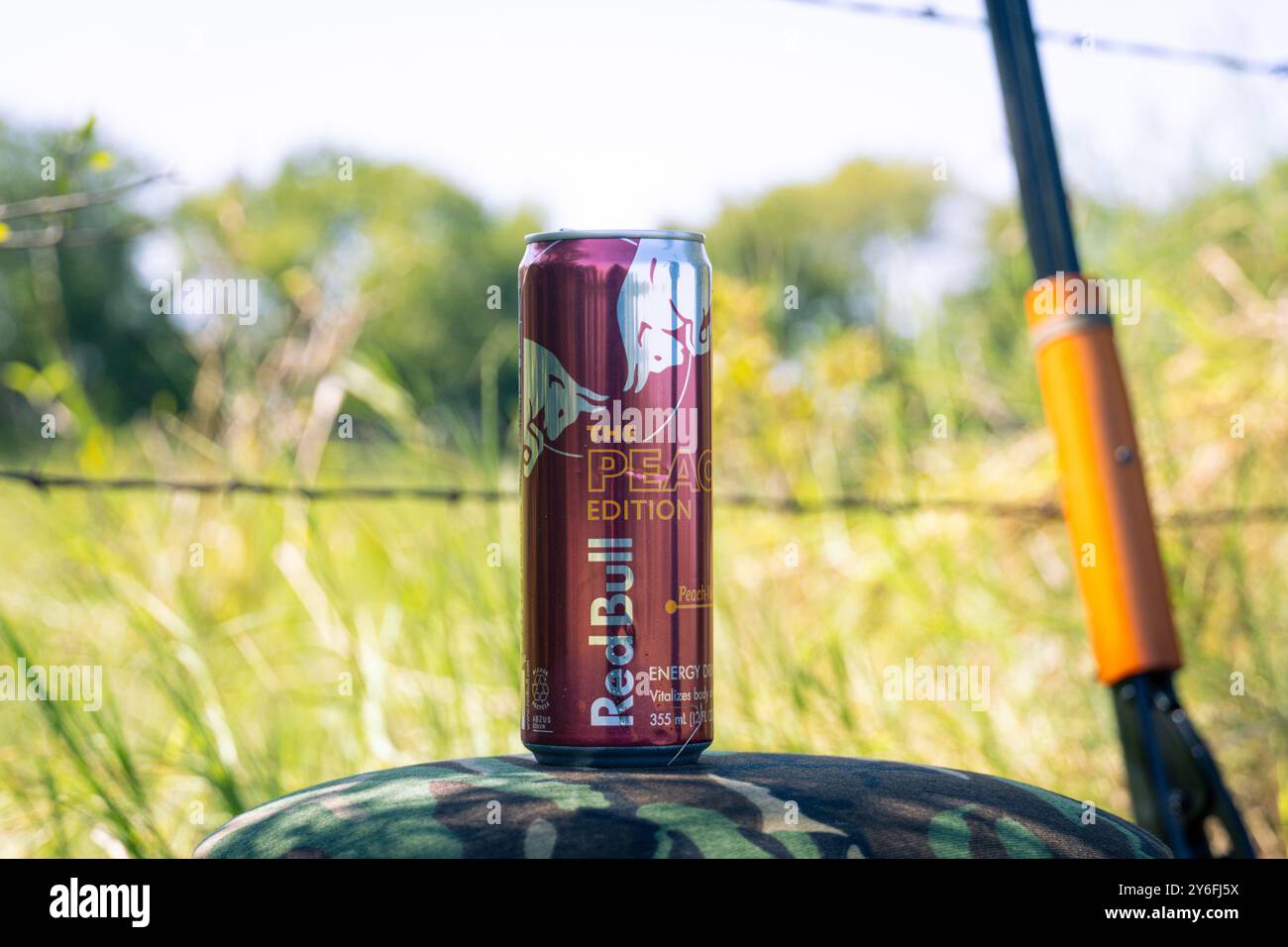 Red Bull Can outdoors Stock Photo - Alamy