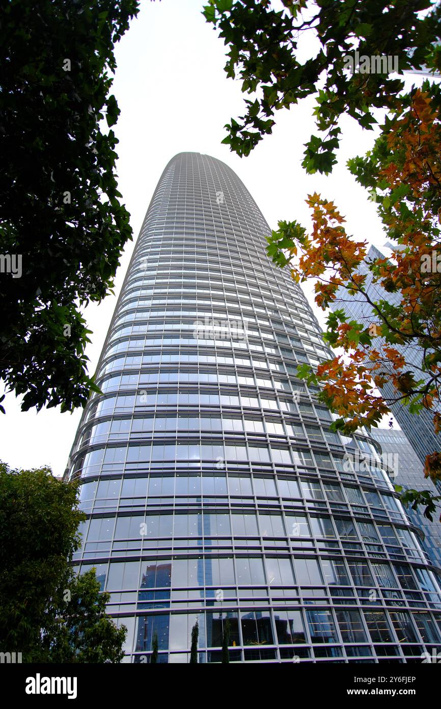 San Francisco, CA, USA - 16 September 2024 - The Salesforce Tower ...
