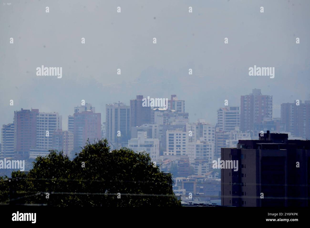 FIRE SEEN FROM NORTH Quito September 25, 2024 Shots from the north of ...