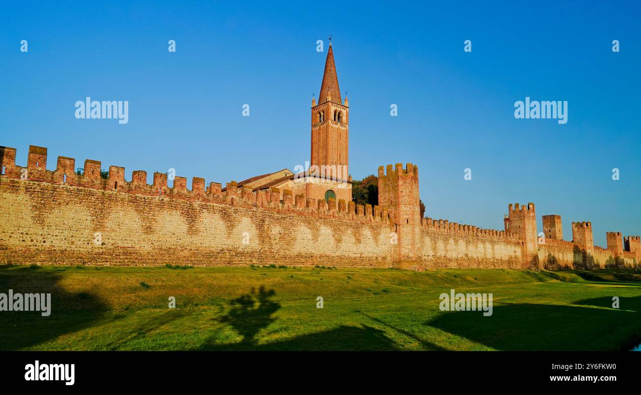 Rocca degli Alberi and city walls of Montagnana, Padua. Italy Stock ...