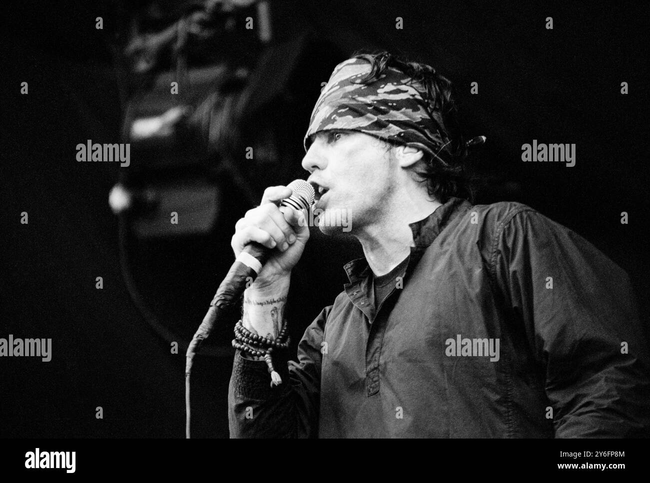 IAN ASTBURY, THE CULT, READING FESTIVAL, 2001. Ian Astbury of the ...