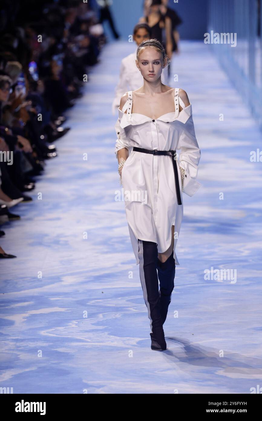 Paris, France. 24th Sep, 2024. Model Bernie Ross is seen on the catwalk ...