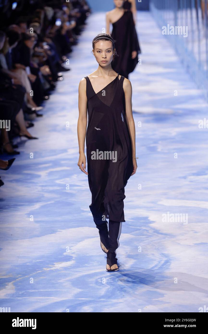 Paris, France. 24th Sep, 2024. Model Diane Chiu is seen on the catwalk ...