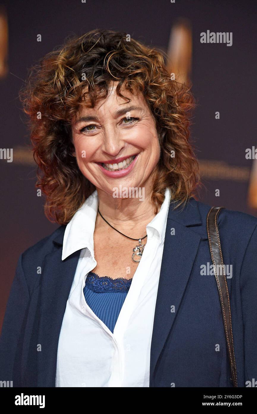 Isabel Varell - DEUTSCHER FERNSEHPREIS 2024 in den MMC-Studios in Köln ...