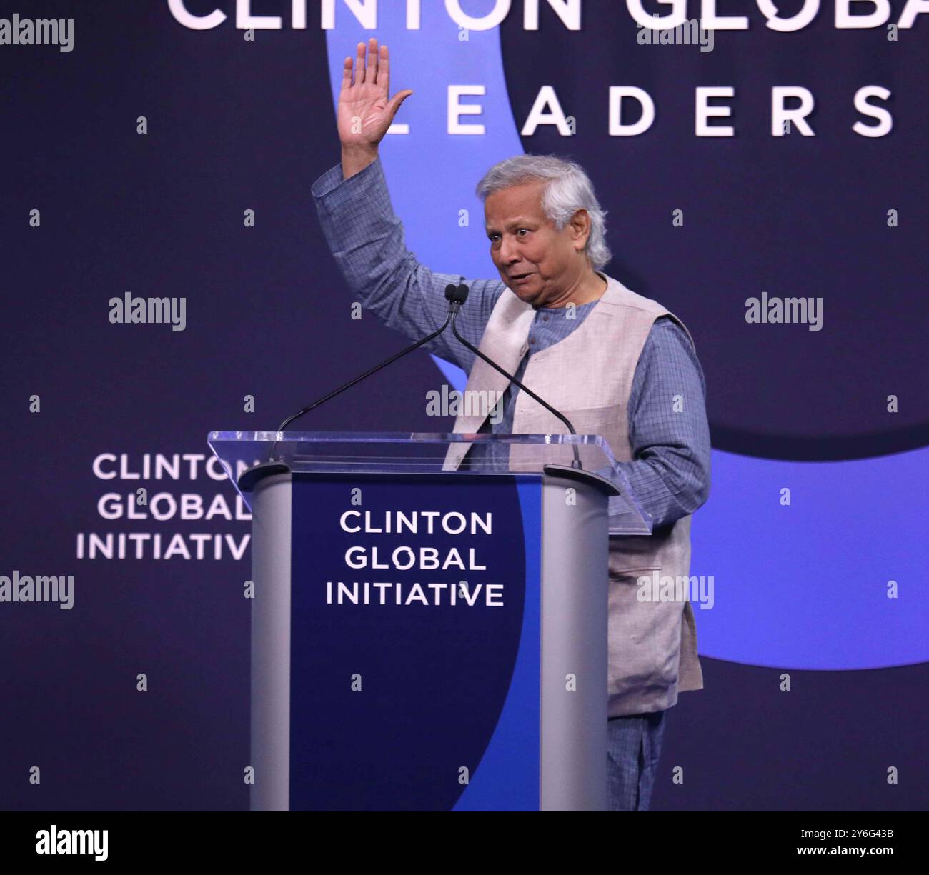 Dr muhammad yunus usa hi-res stock photography and images - Alamy