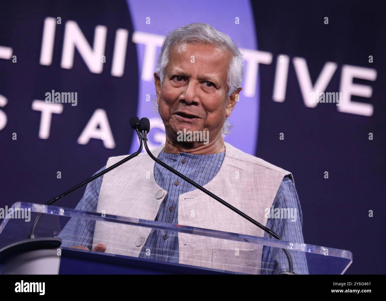 Dr muhammad yunus usa hi-res stock photography and images - Alamy
