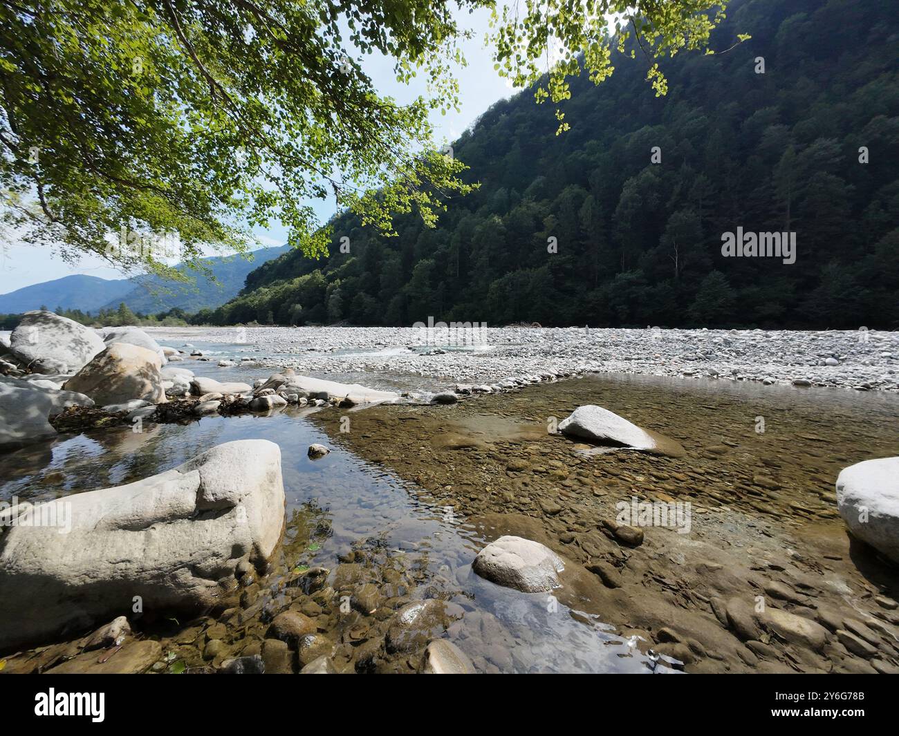 Valle maggia hi-res stock photography and images - Alamy