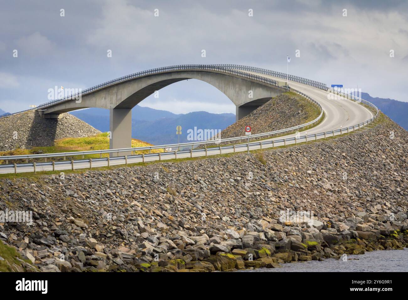 Storseisundet Bridge (Norwegian: Storseisundbrua) : Atlantic Highway ...