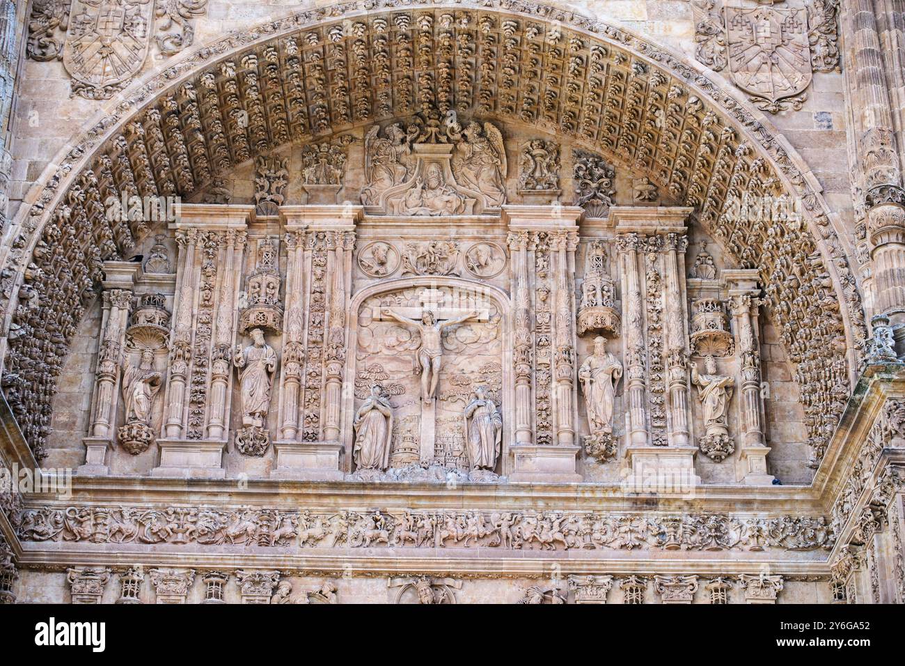 Portada Renacimiento plateresco del Convento de San Esteban, Salamanca ...