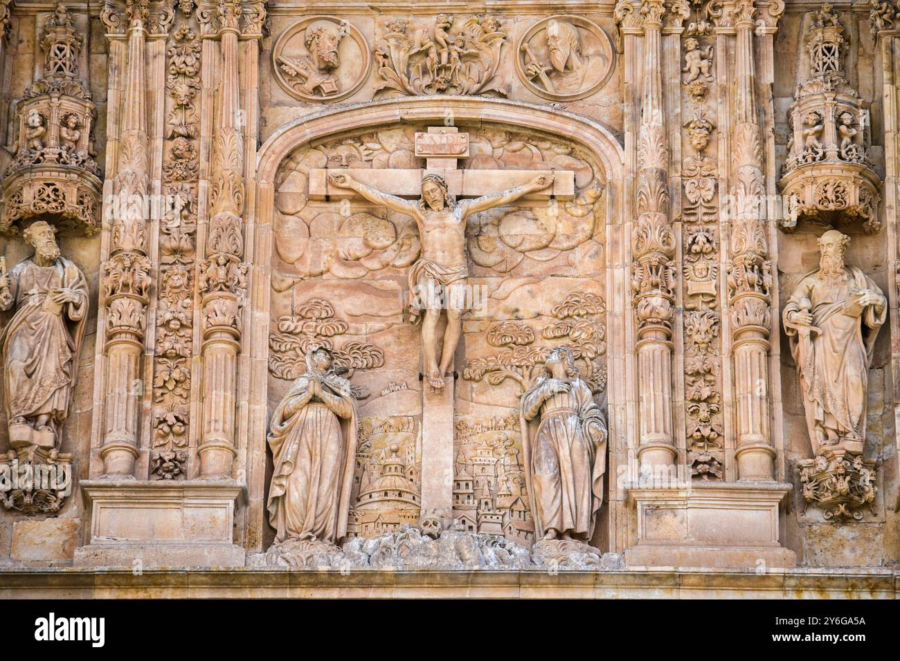 Portada Renacimiento plateresco del Convento de San Esteban, Salamanca ...