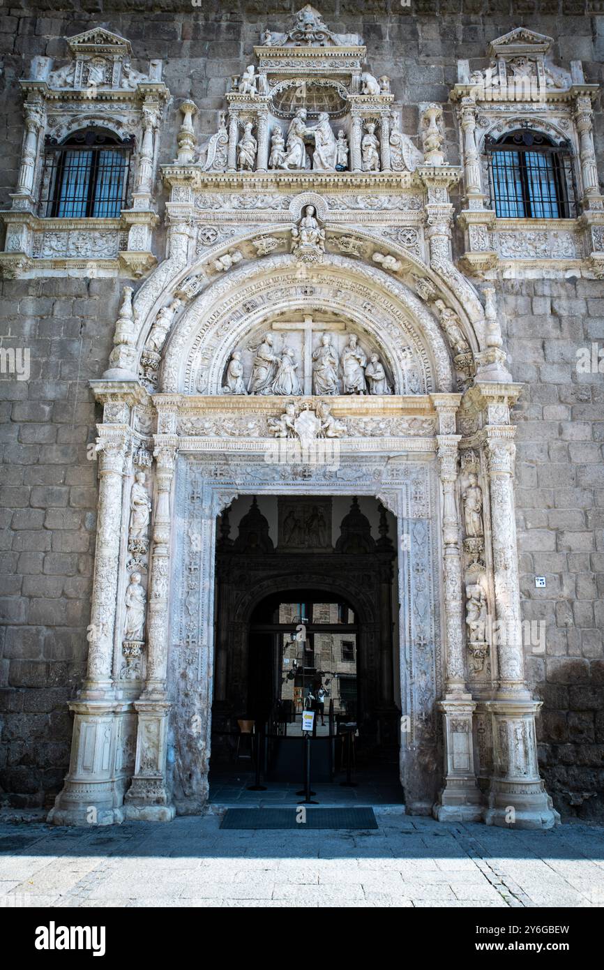 Fachada del Museo de Santa Cruz, Toledo Stock Photo - Alamy