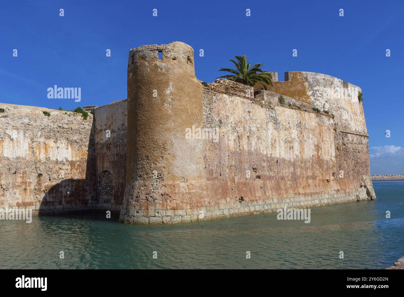 Old fort in portuguese city El Jadida in Morocco Stock Photo - Alamy