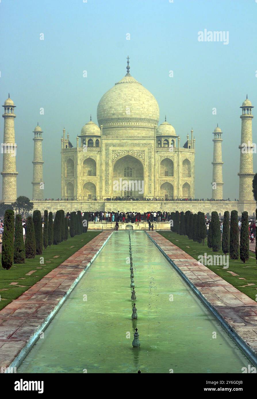 Famous mausoleum hi-res stock photography and images - Alamy