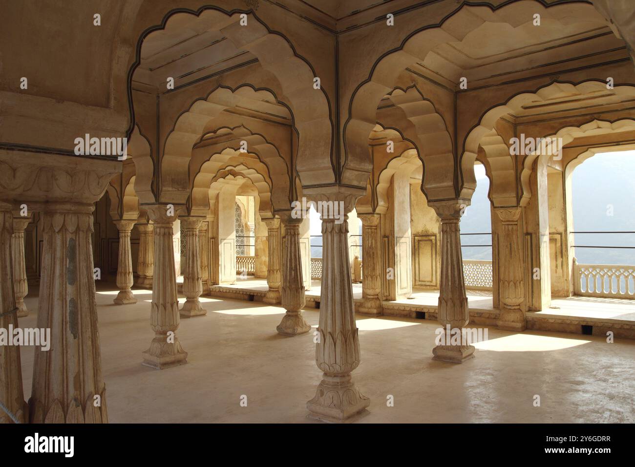 Columns in palace, Jaipur fort India Stock Photo - Alamy