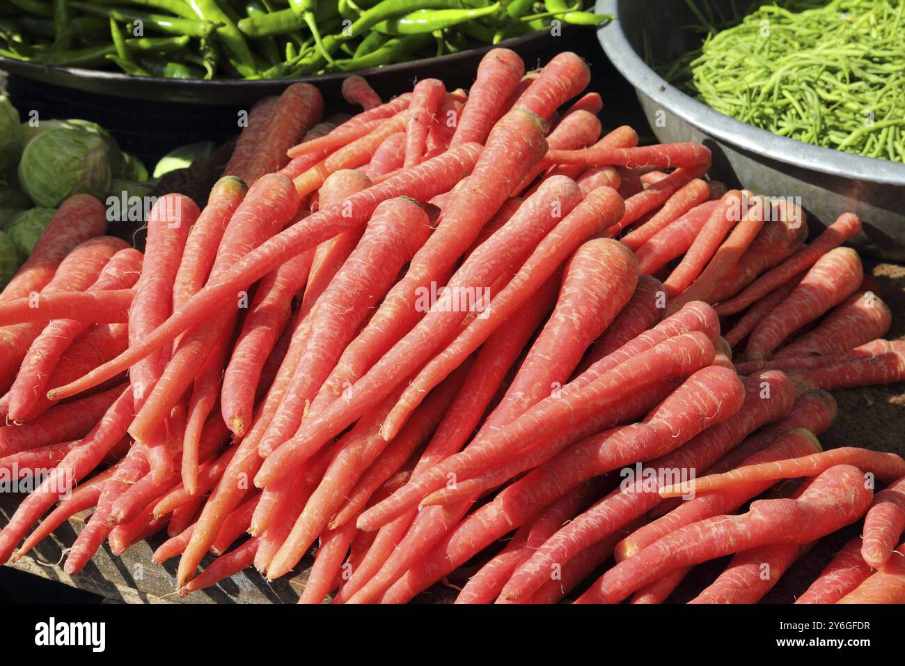 Indian red carrots indian market hi-res stock photography and images ...