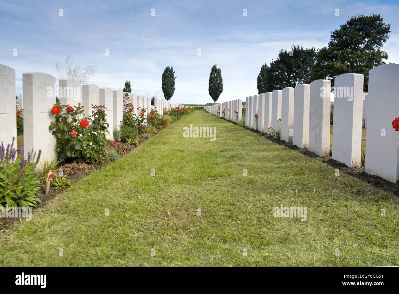 Ypres, Passchendaele, Belgium 08/2018: graves of Tyne Cot military ...