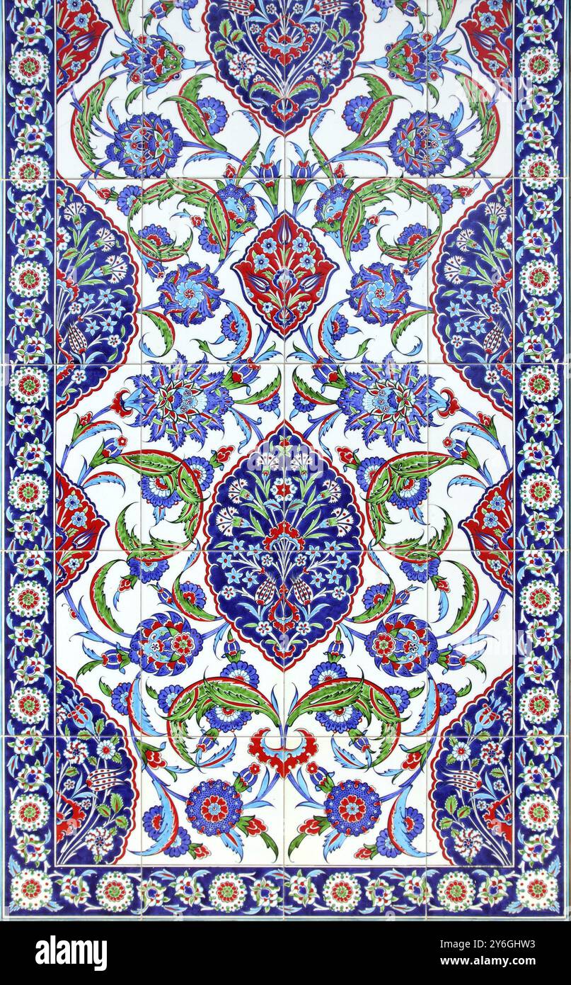 Traditional turkish floral ornament on tiles Stock Photo - Alamy