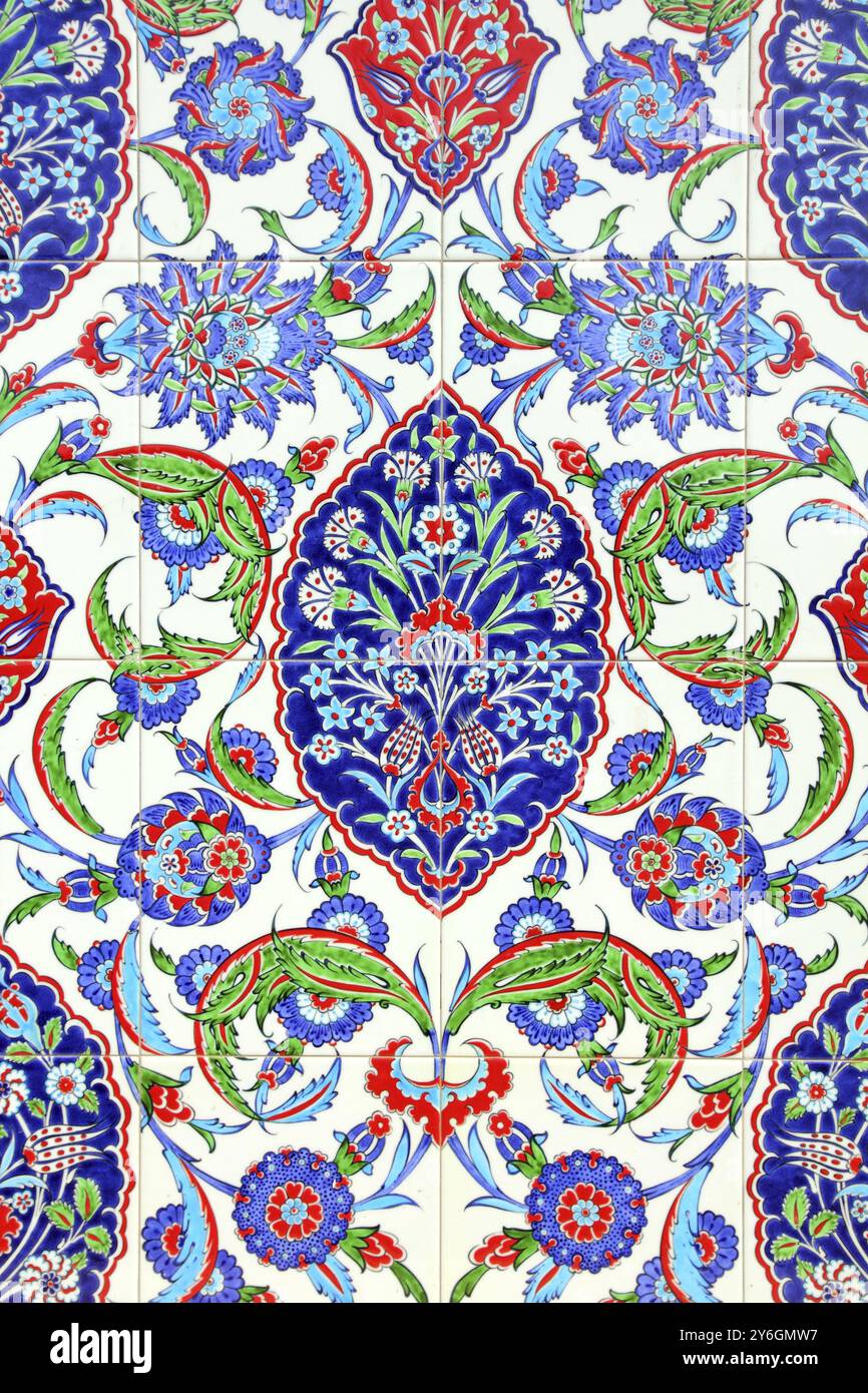 Traditional turkish floral ornament on tiles Stock Photo - Alamy