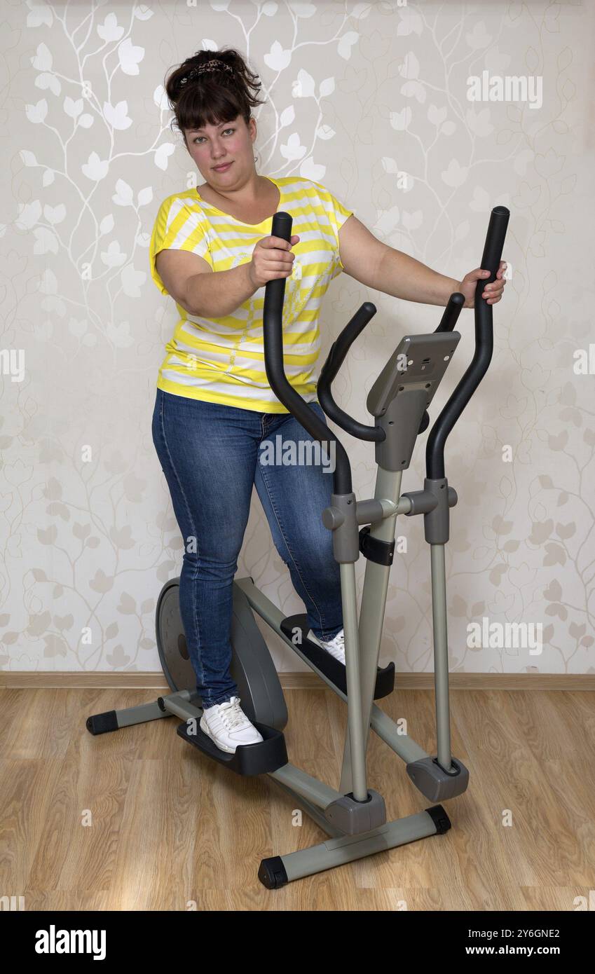 Plump woman hi-res stock photography and images - Alamy