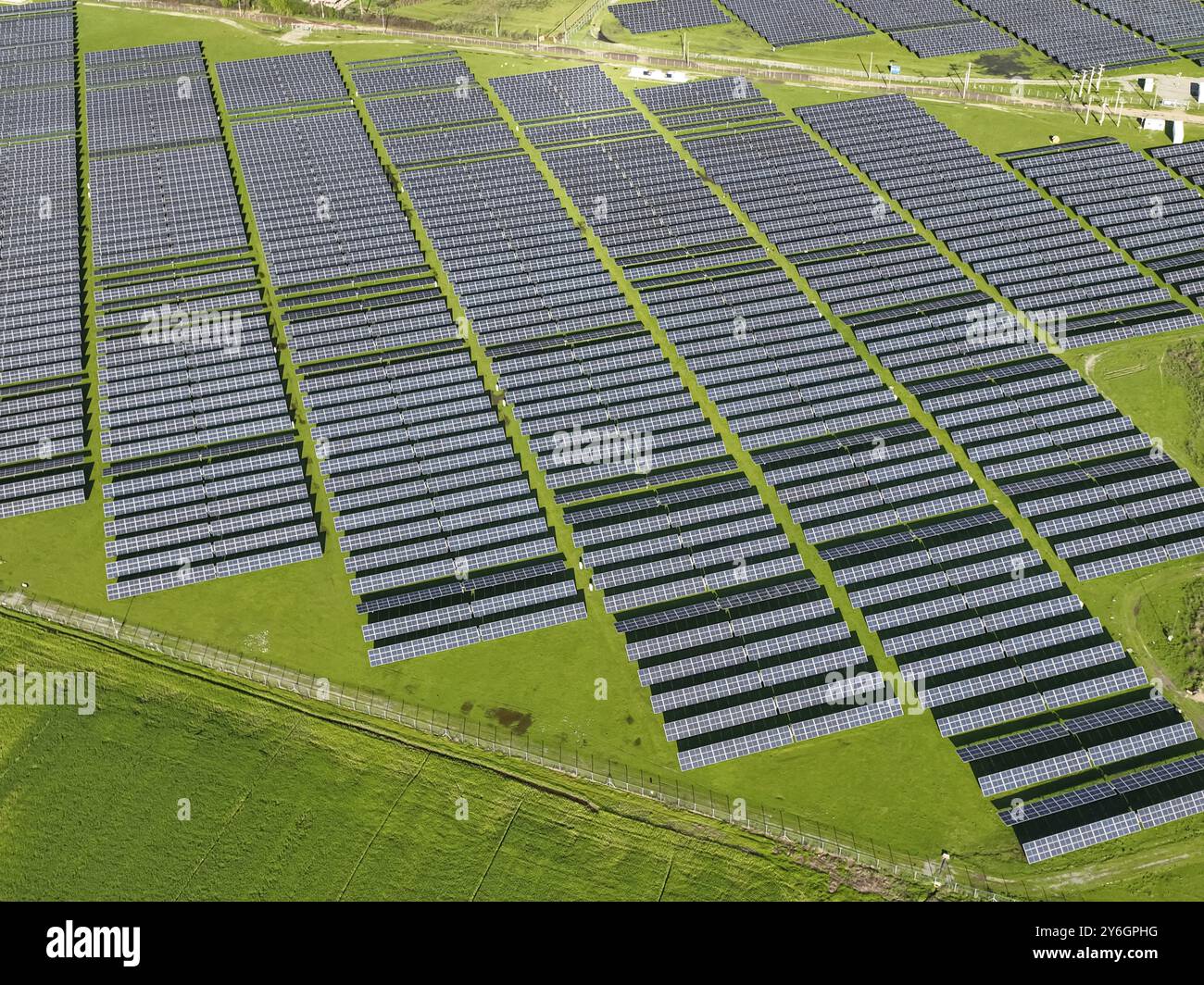 Solar panel farm drone shot hi-res stock photography and images - Alamy