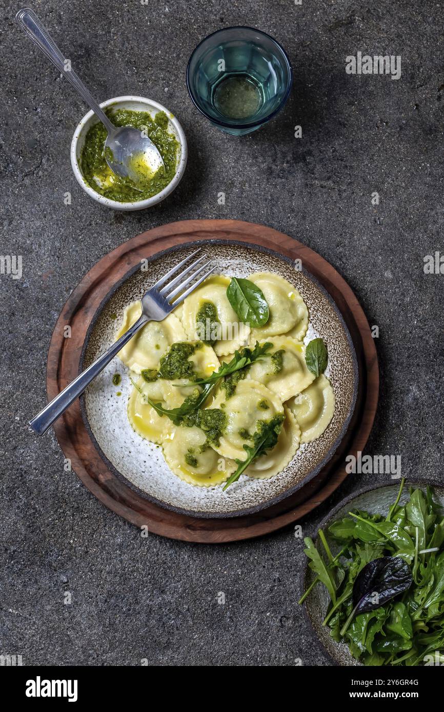 Food, Food, Italian spinach ricotta ravioli, Top view, black background ...