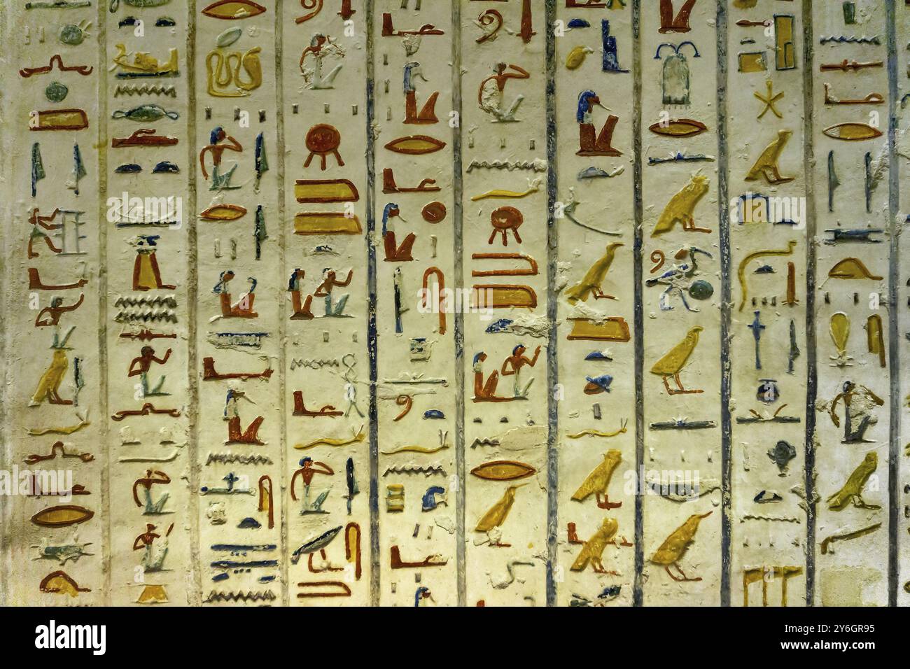Ancient color egypt images and hieroglyphics on wall Stock Photo - Alamy