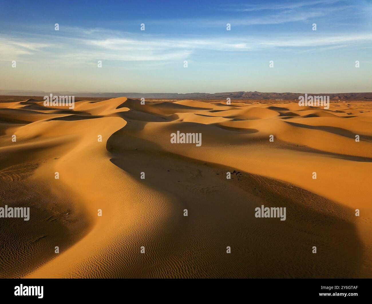 Sahara desert aerial hi-res stock photography and images - Alamy