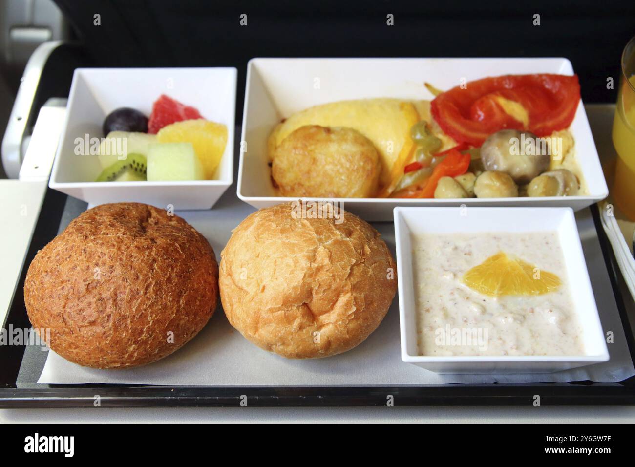 Aeroplane food hi-res stock photography and images - Alamy