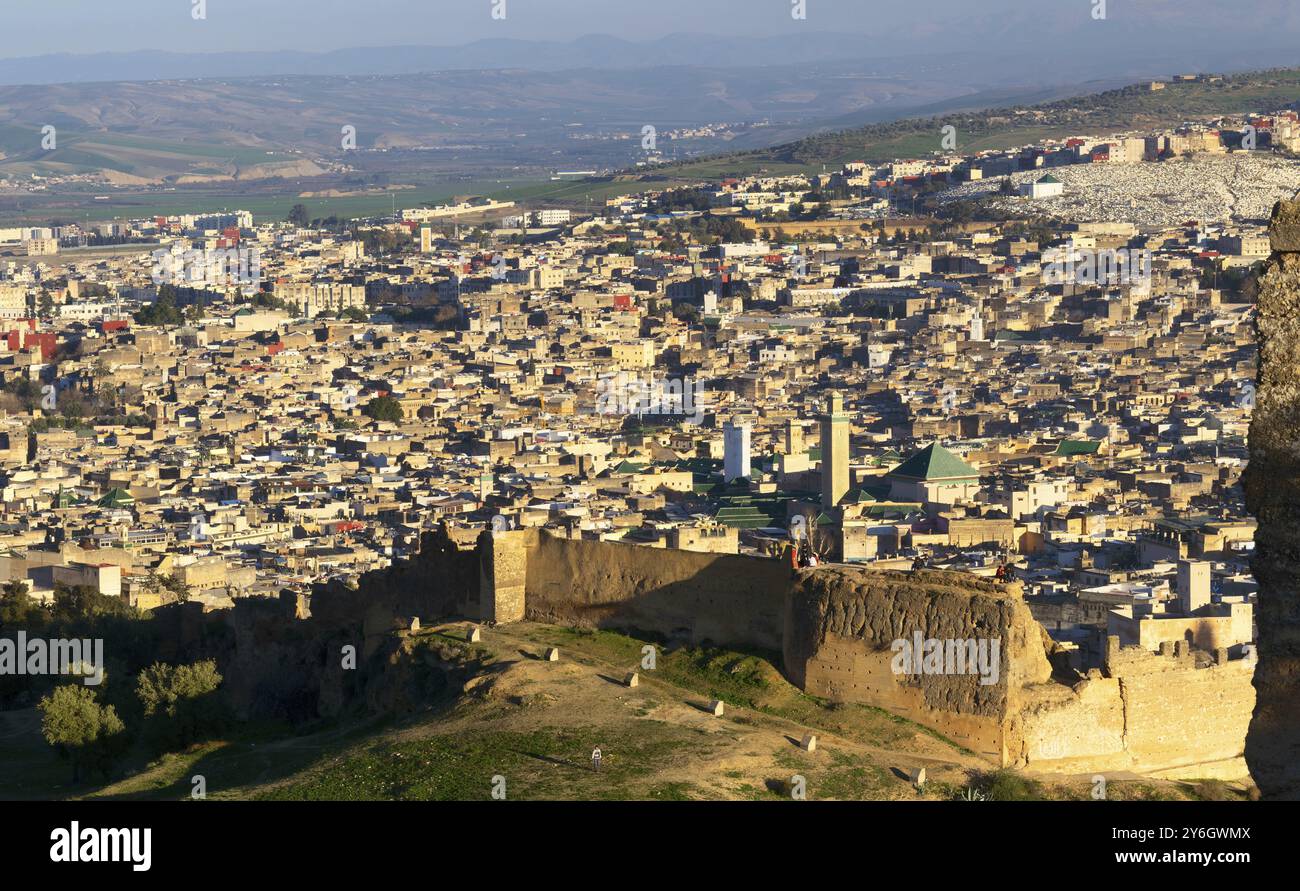 Medina in fes aerial top view hi-res stock photography and images - Alamy