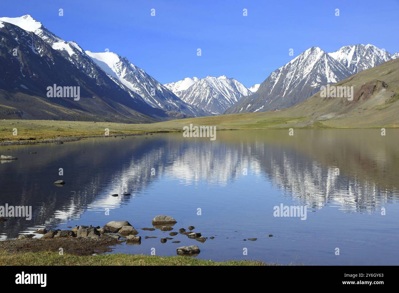 Mountain landscape with lake in Altay, Russia, Europe Stock Photo - Alamy