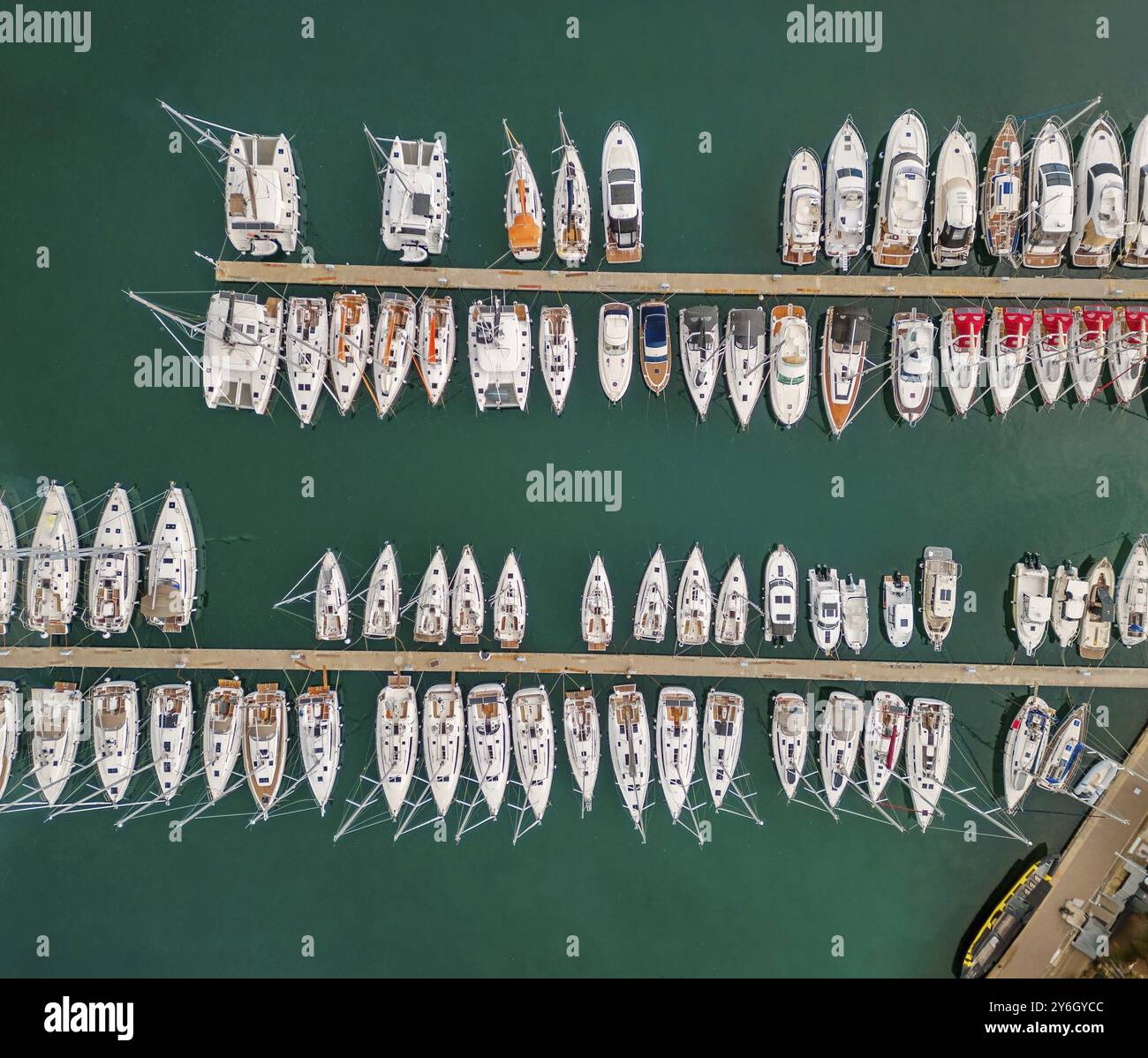 Aerial top down shot boat hi-res stock photography and images - Alamy