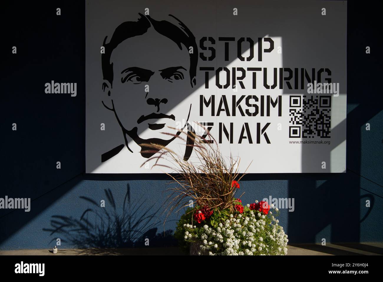 Maksim znak hi-res stock photography and images - Alamy