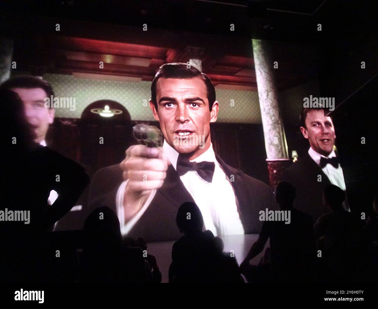 Rachel Maclean, KI. Video, James Bond, Sean Connery, Ars Electronica ...