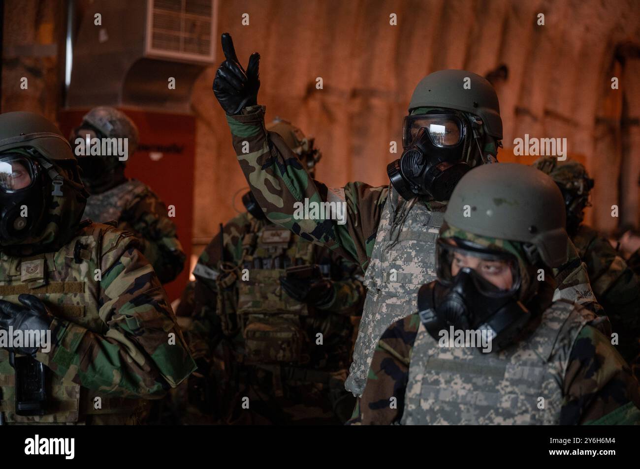 673d civil engineer group hi-res stock photography and images - Alamy