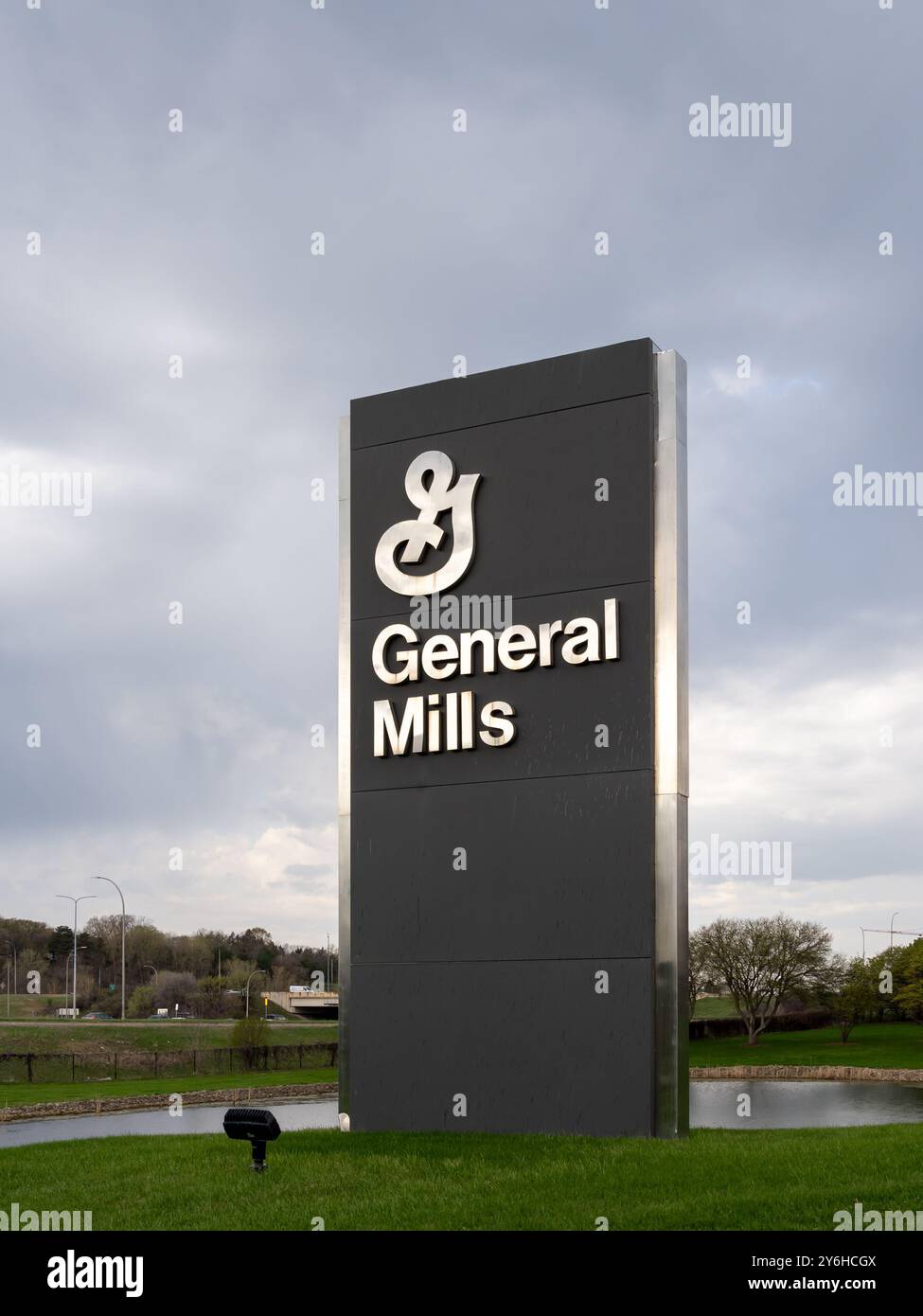 General Mills headquarters in Minneapolis, Minnesota, USA Stock Photo ...