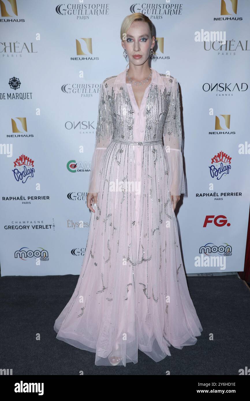 Magda Swider poses for a photo before the runway during Spring-Summer ...