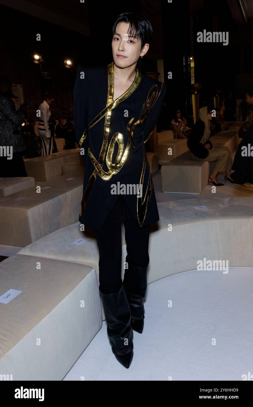 Paris, Frankreich. 25th Sep, 2024. Kim Hongjoong attends BALMAIN Spring ...