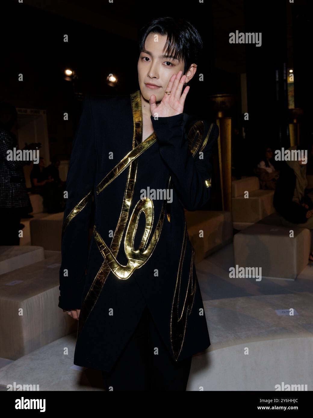 Paris, Frankreich. 25th Sep, 2024. Kim Hongjoong attends BALMAIN Spring ...