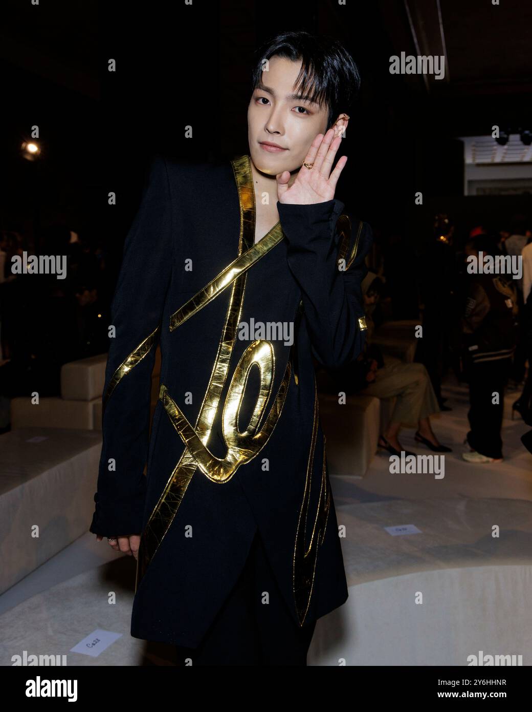 Paris, Frankreich. 25th Sep, 2024. Kim Hongjoong attends BALMAIN Spring ...