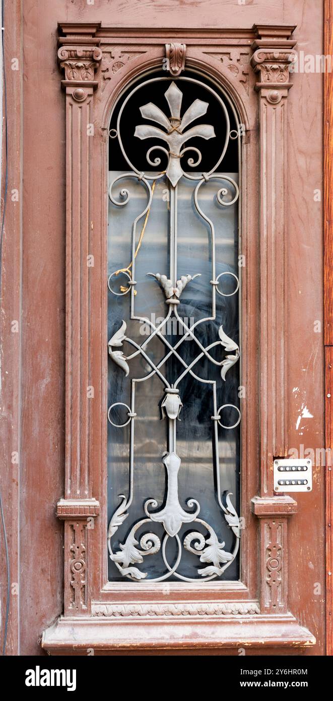 Old and beautiful ornate door, classic architectural detail Stock Photo ...