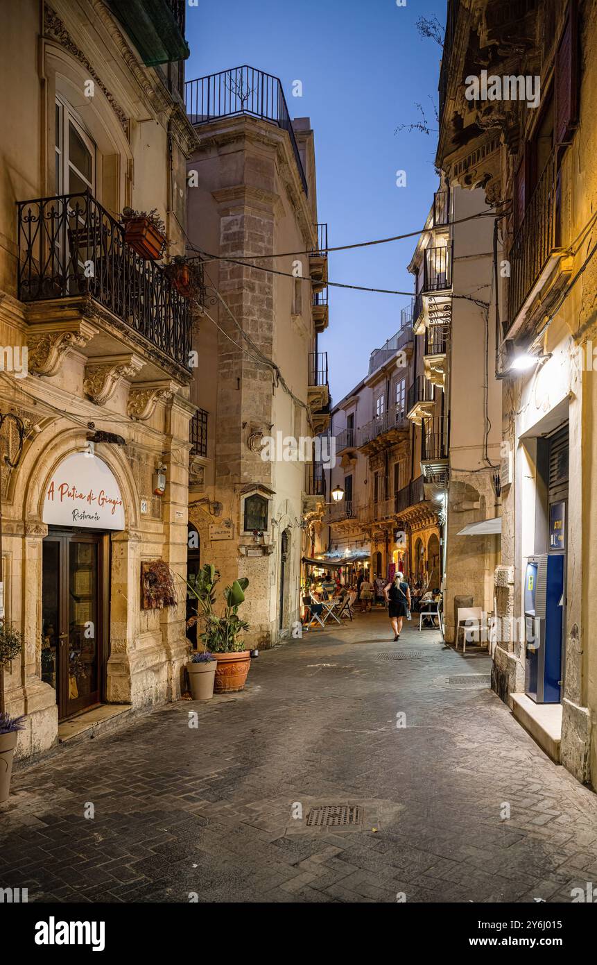 Syracuse, Italy cityscape and street scene at twilight Stock Photo - Alamy